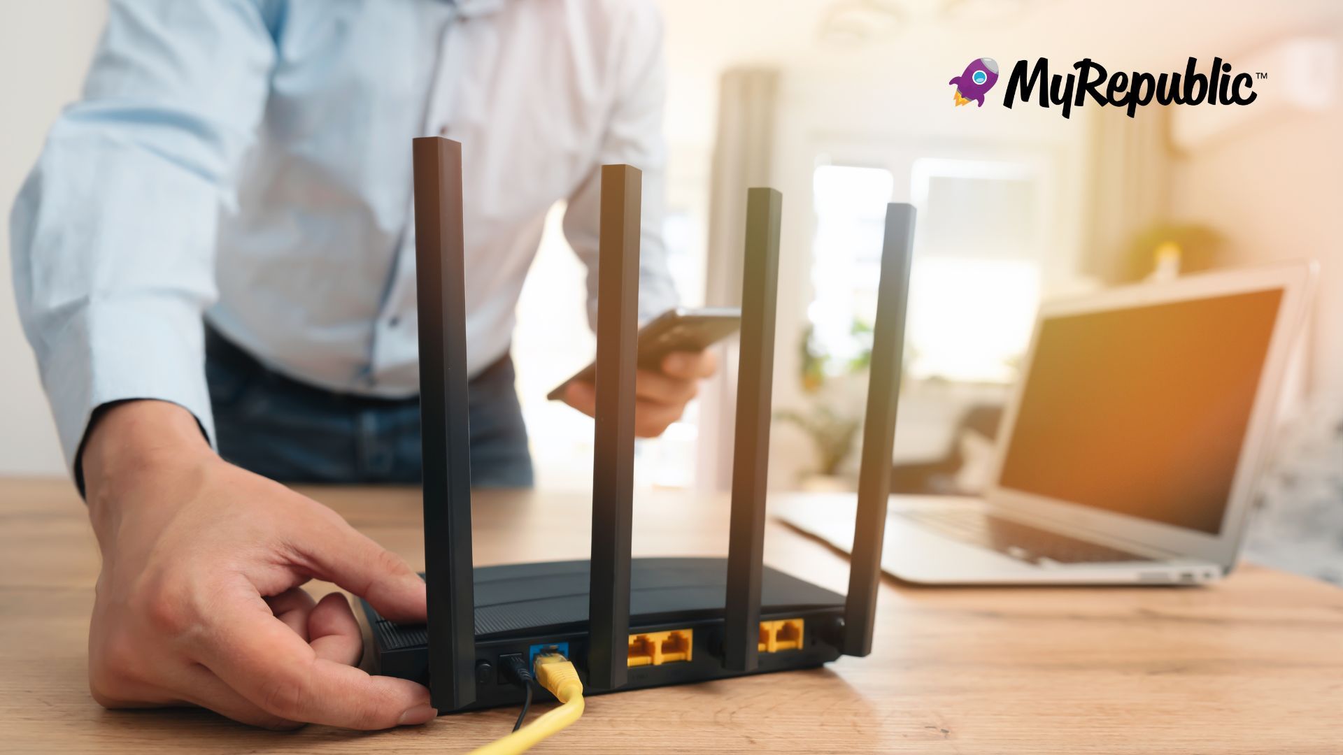 7 Router WiFi Terbaik untuk Rumah 2 Lantai